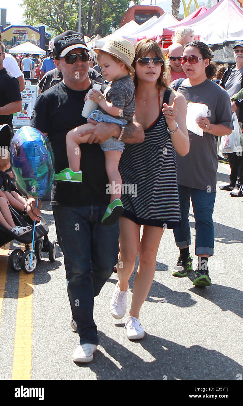 Selma Blair spends the day at a farmers market with her family ...