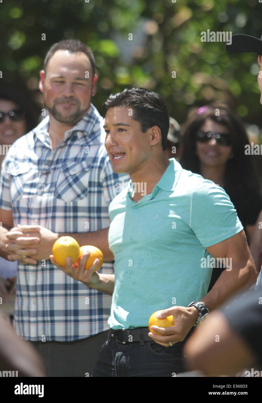 Mario Lopez Extra Set High Resolution Stock Photography and Images - Alamy