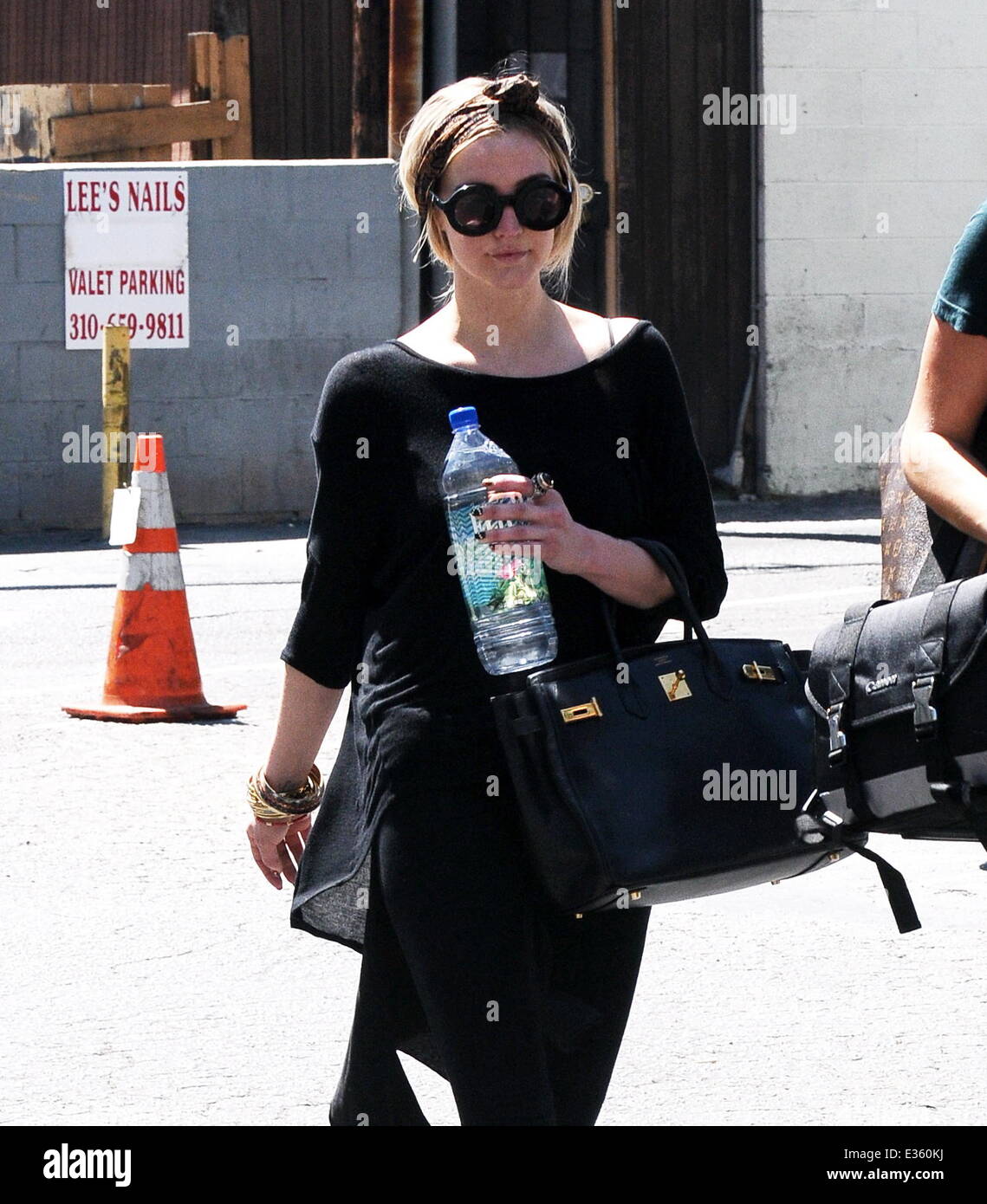 Ashlee Simpson spotted leaving the dance studio Featuring: Ashlee ...