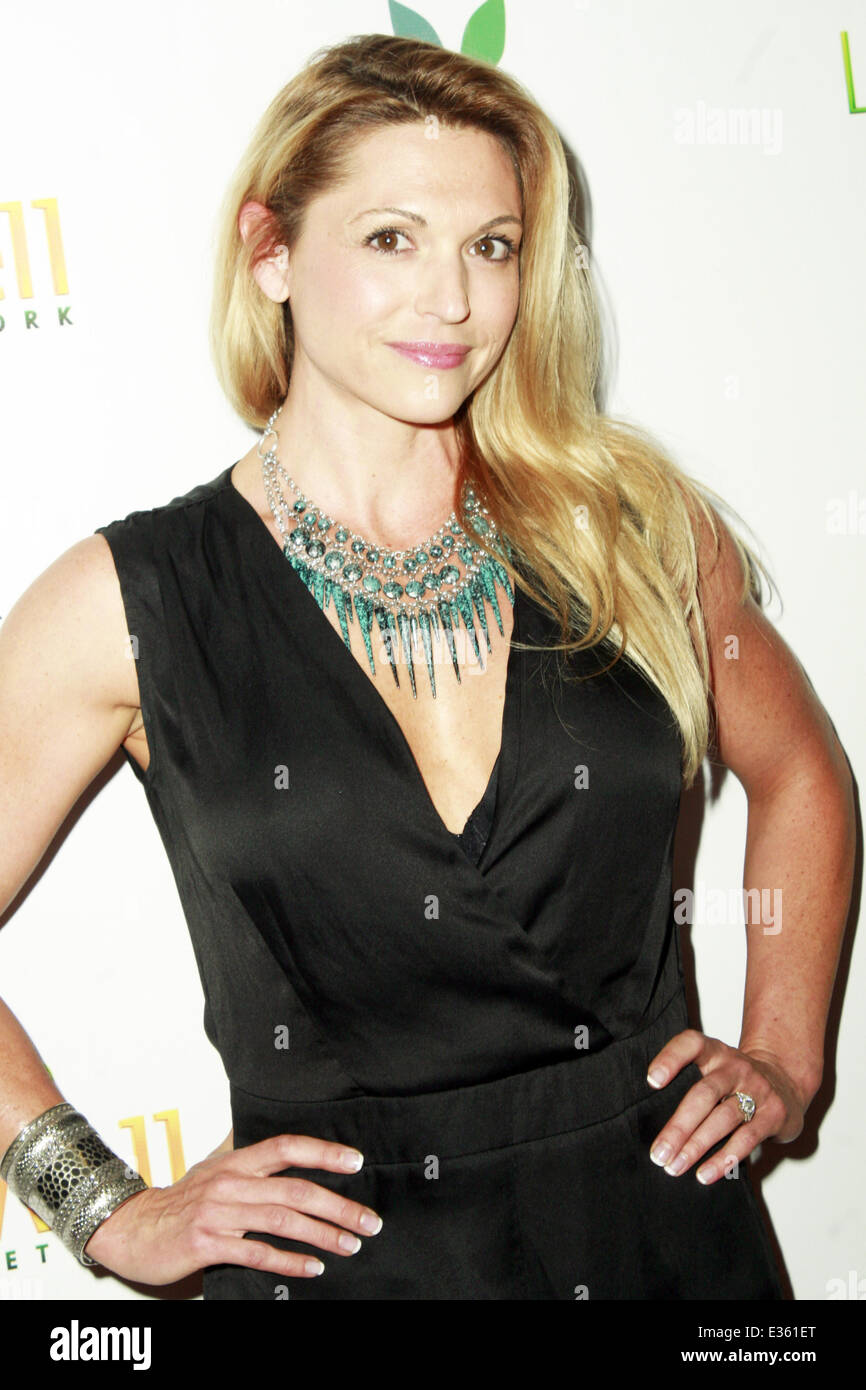 Kim lyons hi-res stock photography and images - Alamy