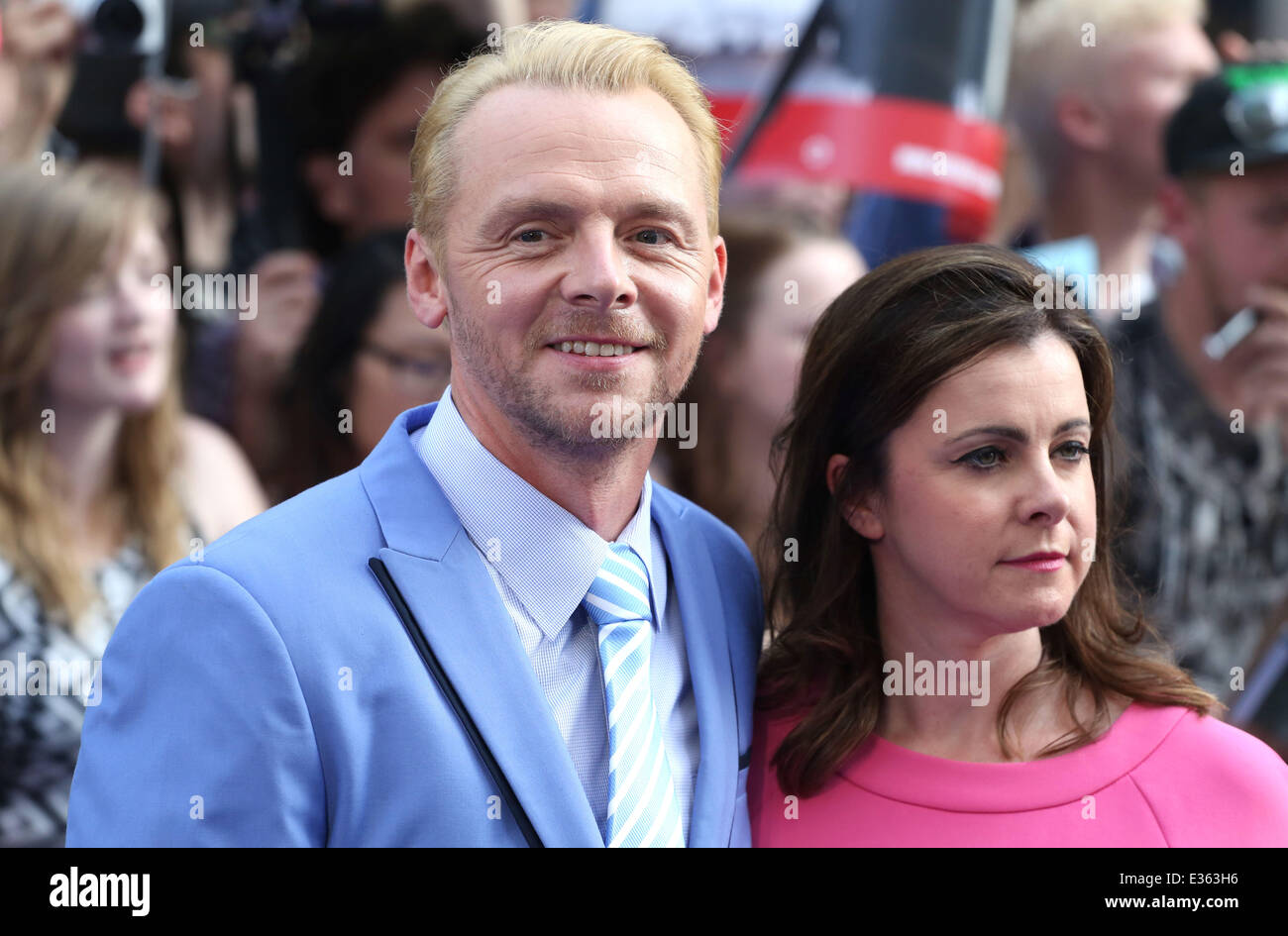 Simon pegg and wife maureen pegg hi-res stock photography and images ...