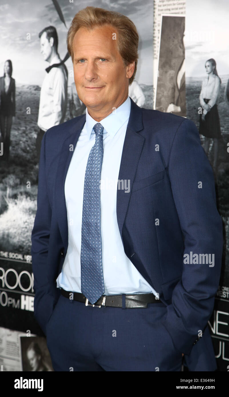 Premiere of HBO's 'The Newsroom' Season 2 - Arrivals Featuring: Jeff ...