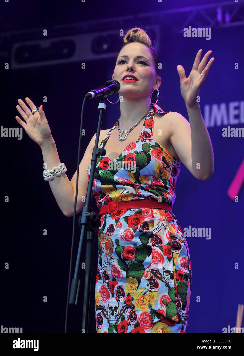Imelda May performs live at Iveagh Gardens, with supporting act Mundy ...
