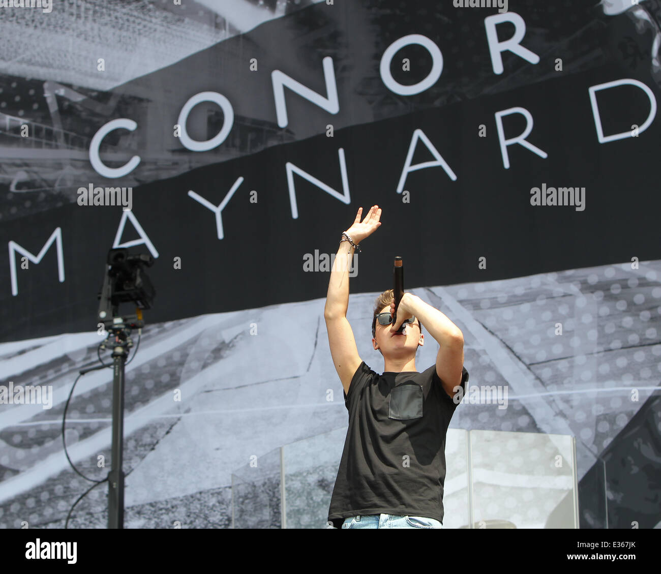 Elizabeth maynard hi-res stock photography and images - Alamy