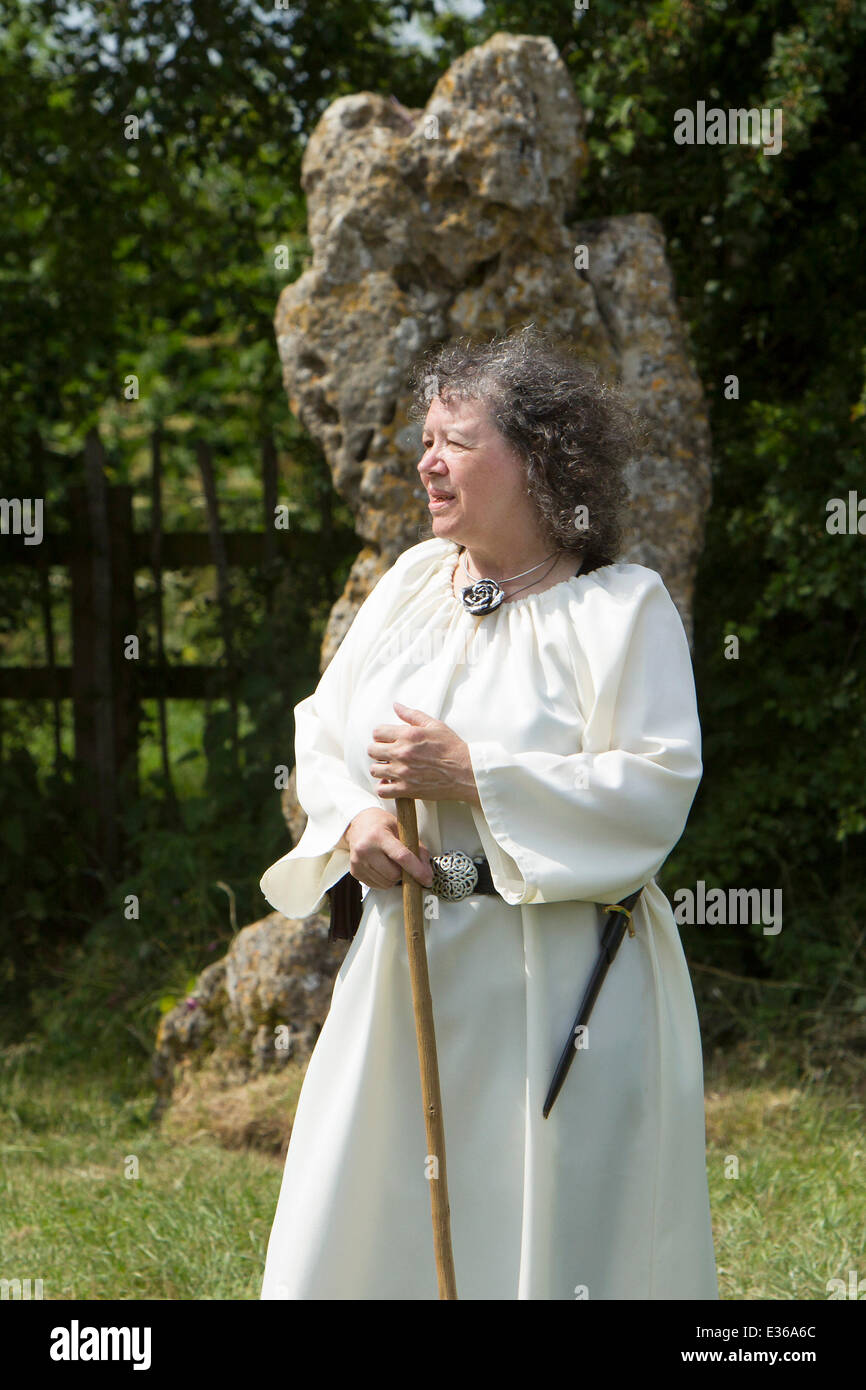 Rollright stones summer solstice hi-res stock photography and images ...