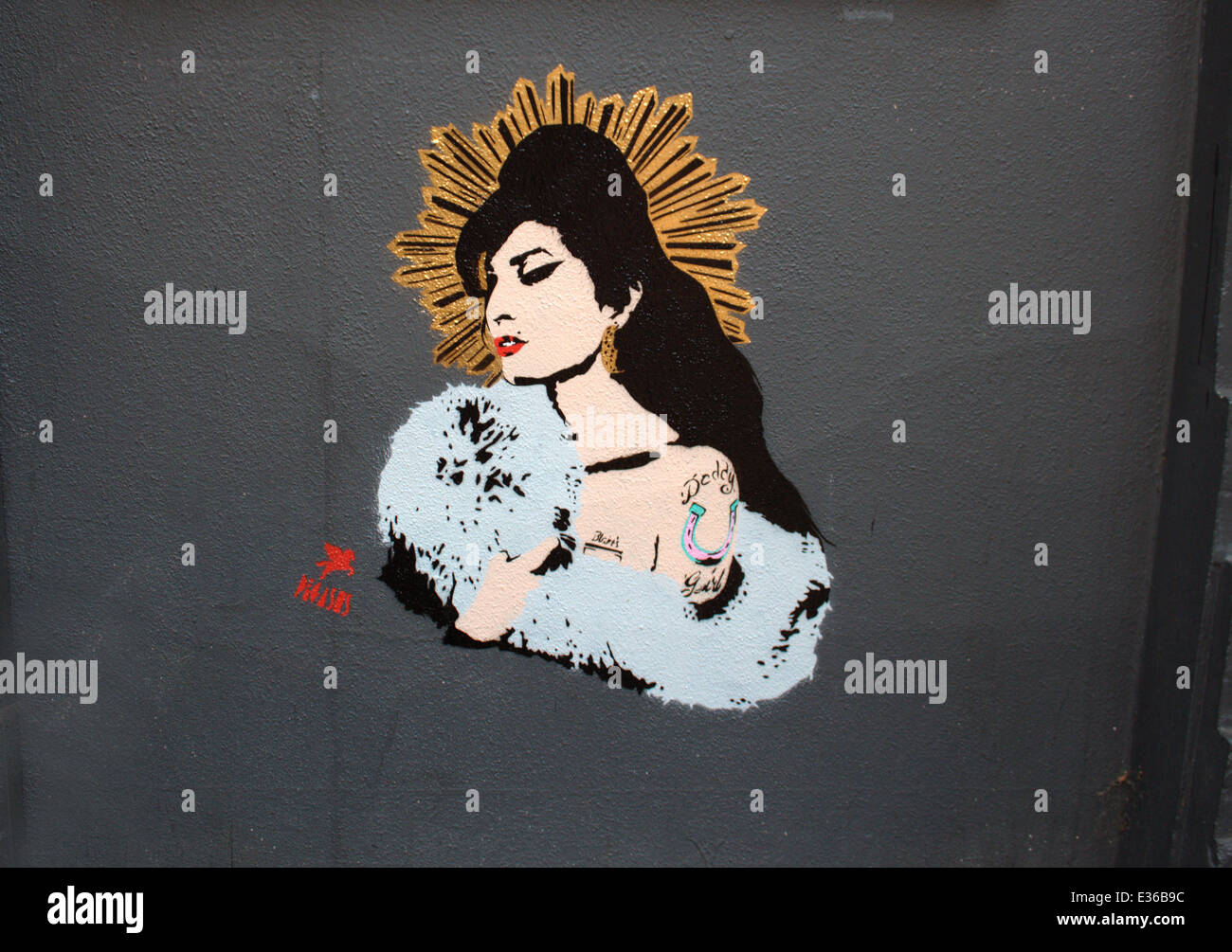 Amy winehouse graffiti camden hi-res stock photography and images - Alamy