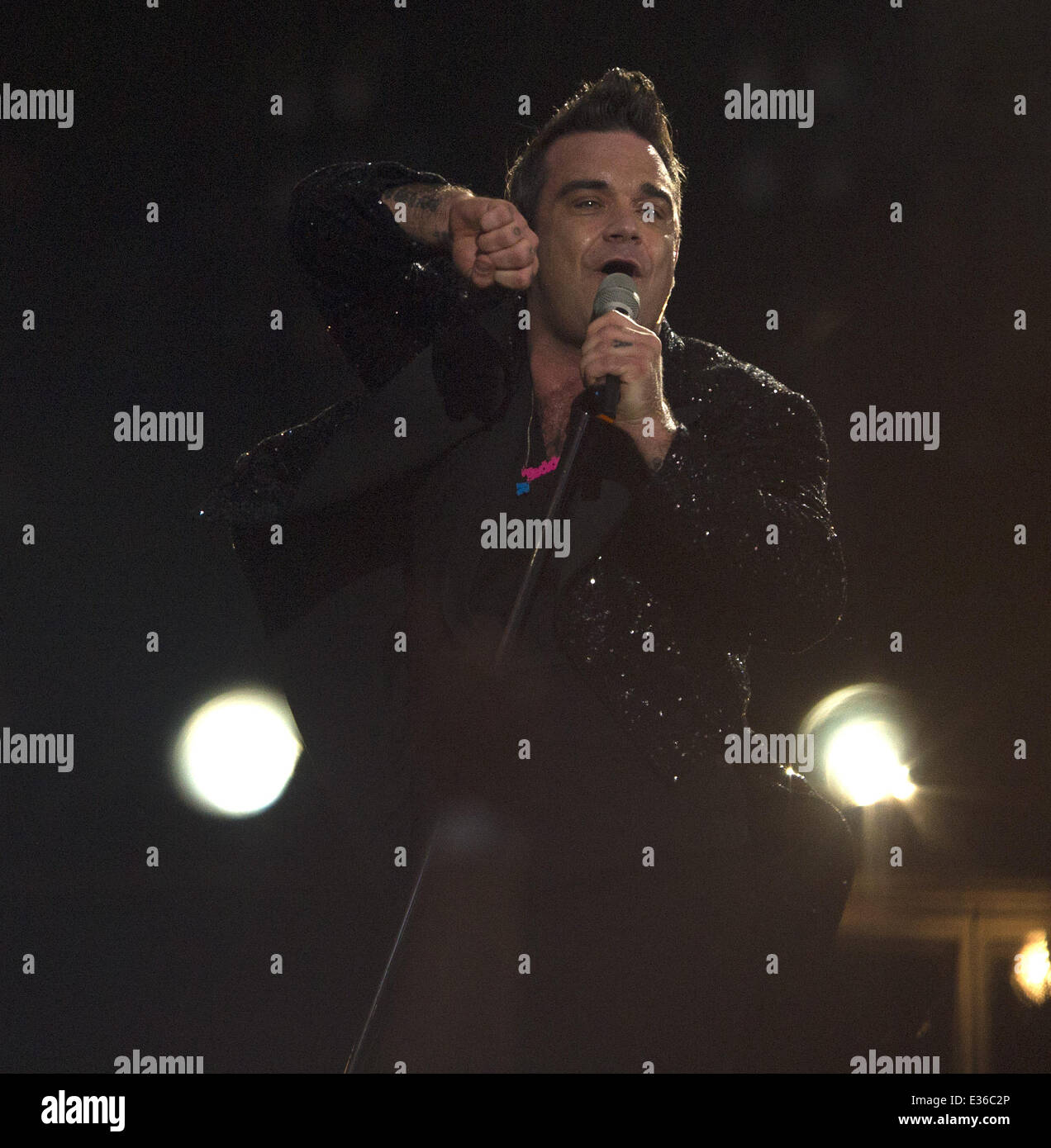 Robbie Williams performs to a sold-out crowd at Amsterdam ArenA ...