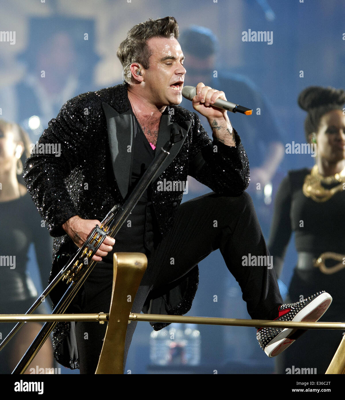 Robbie Williams performs to a sold-out crowd at Amsterdam ArenA ...