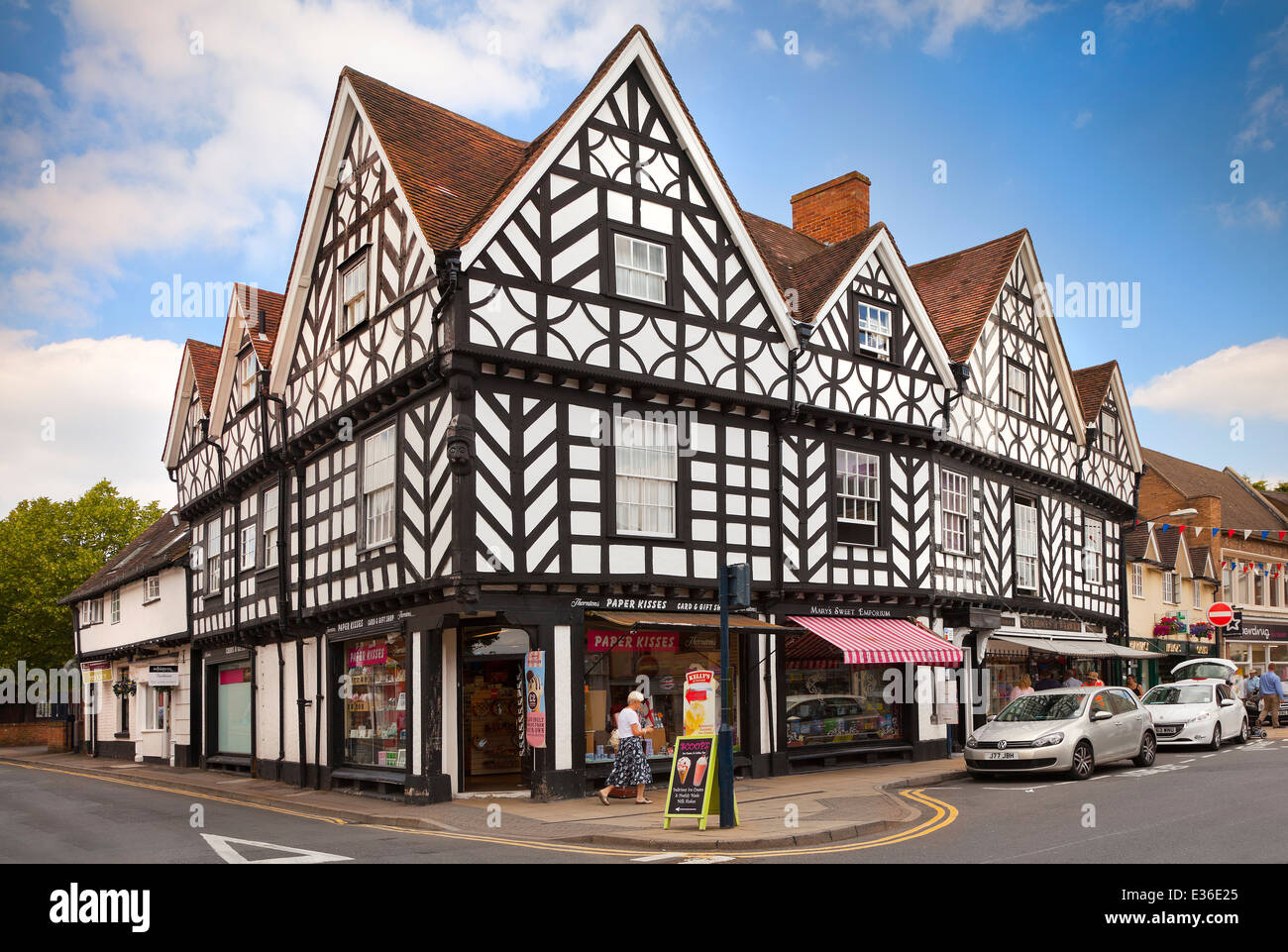 Historic Warwick, Tudor black and white timber architecture Stock Photo ...