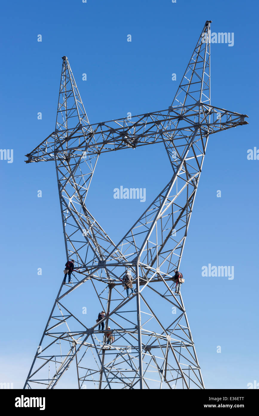 Construct construction hi-res stock photography and images - Alamy