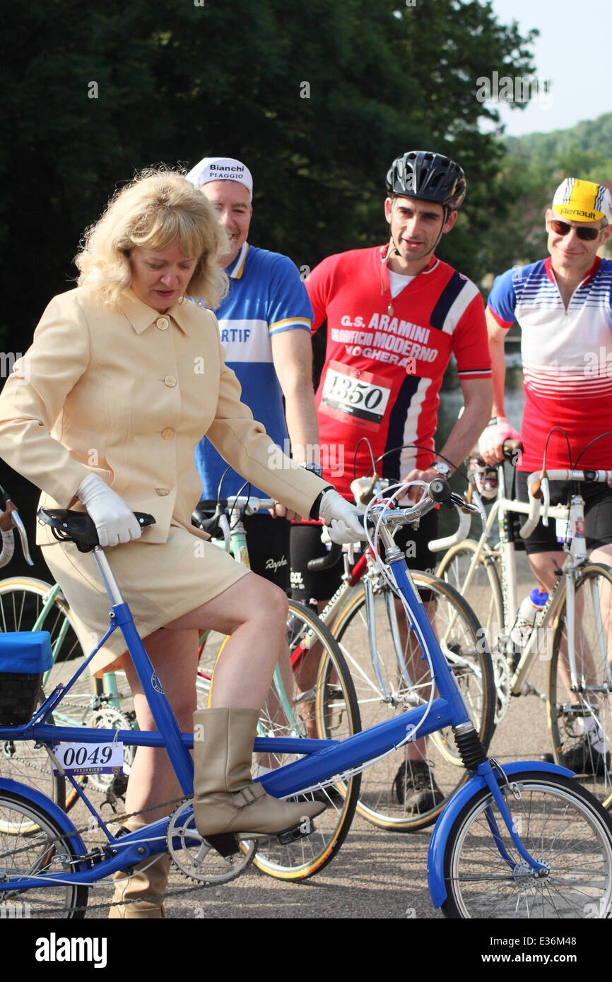 On this day in 1964 hi-res stock photography and images - Alamy