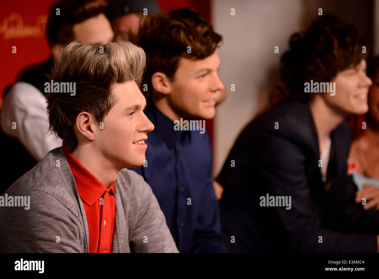 One Direction wax figures unveiled at Madame Tussauds in New York City ...