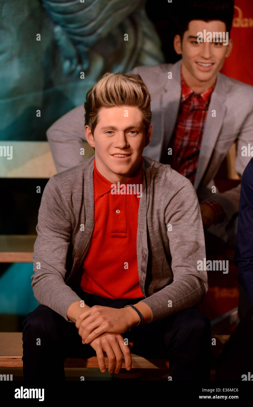 One Direction wax figures unveiled at Madame Tussauds in New York City ...