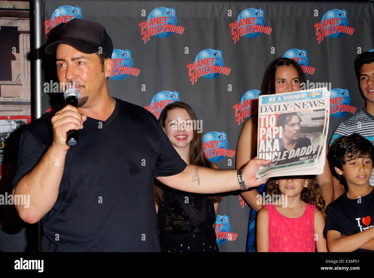 Cast members of the film 'Tio Papi' attend a photocall at Planet ...