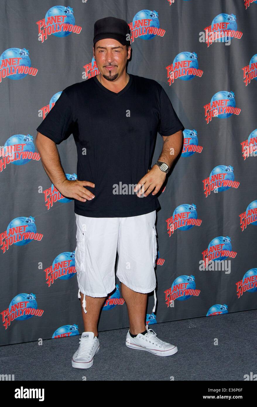 Cast members of the film 'Tio Papi' attend a photocall at Planet ...