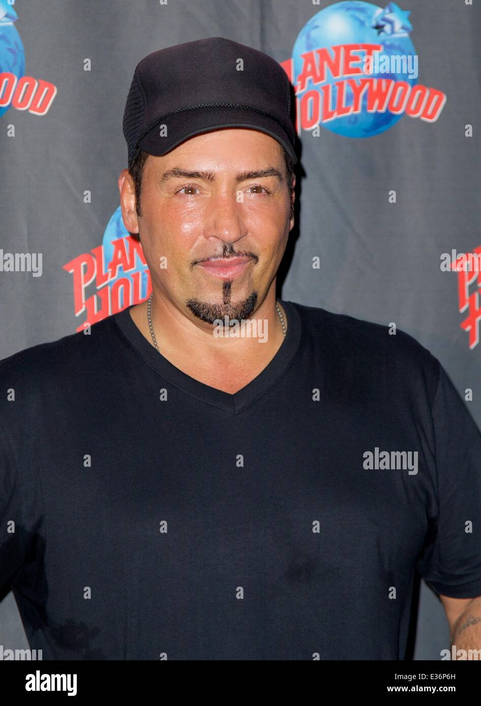 Cast members of the film 'Tio Papi' attend a photocall at Planet ...