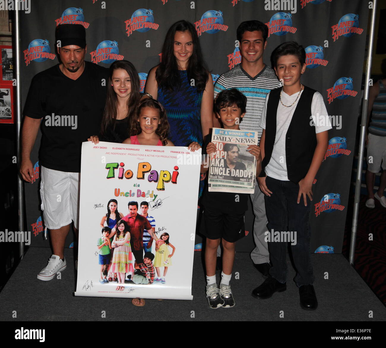 Cast members of the film 'Tio Papi' attend a photocall at Planet ...
