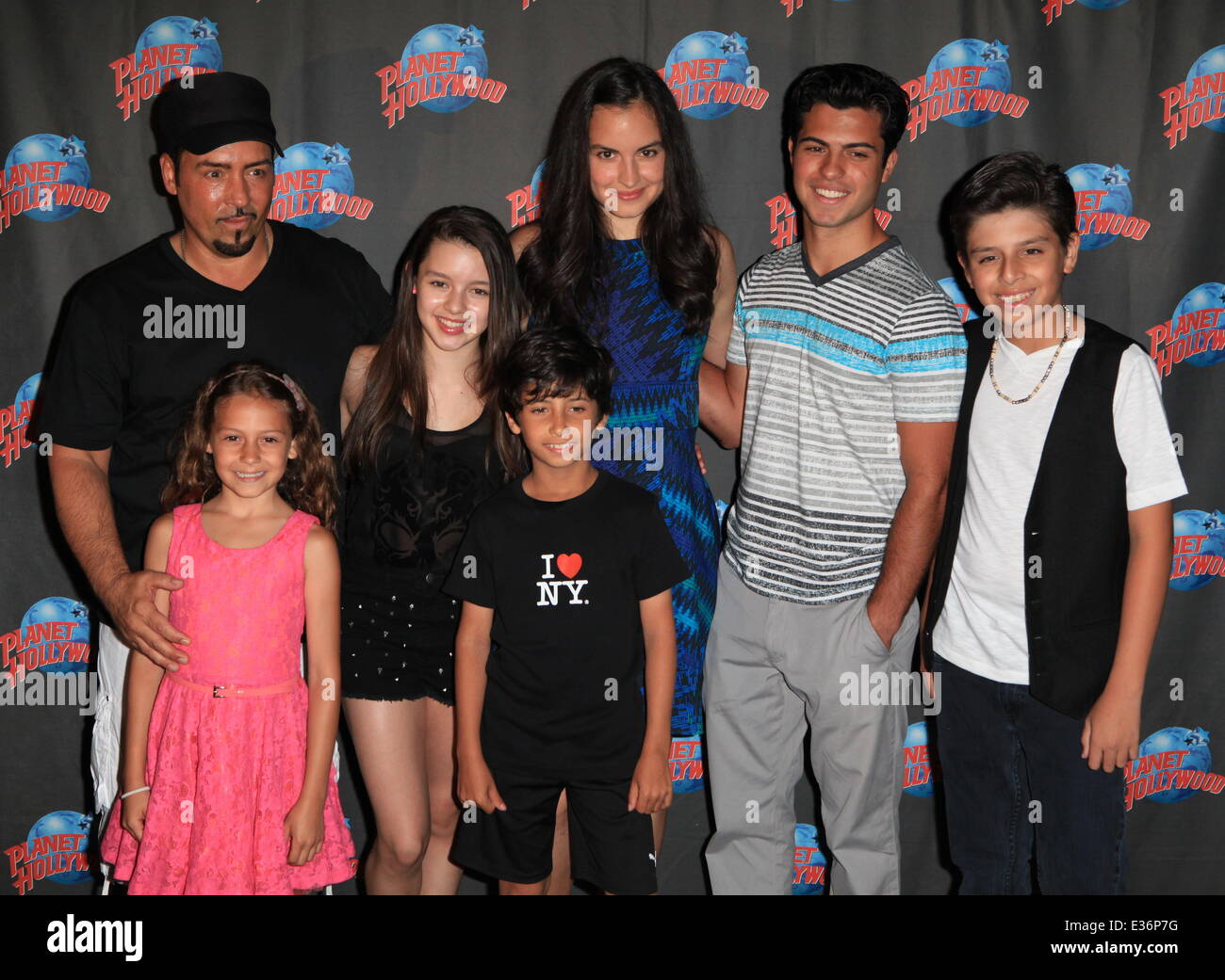 Cast members of the film 'Tio Papi' attend a photocall at Planet ...