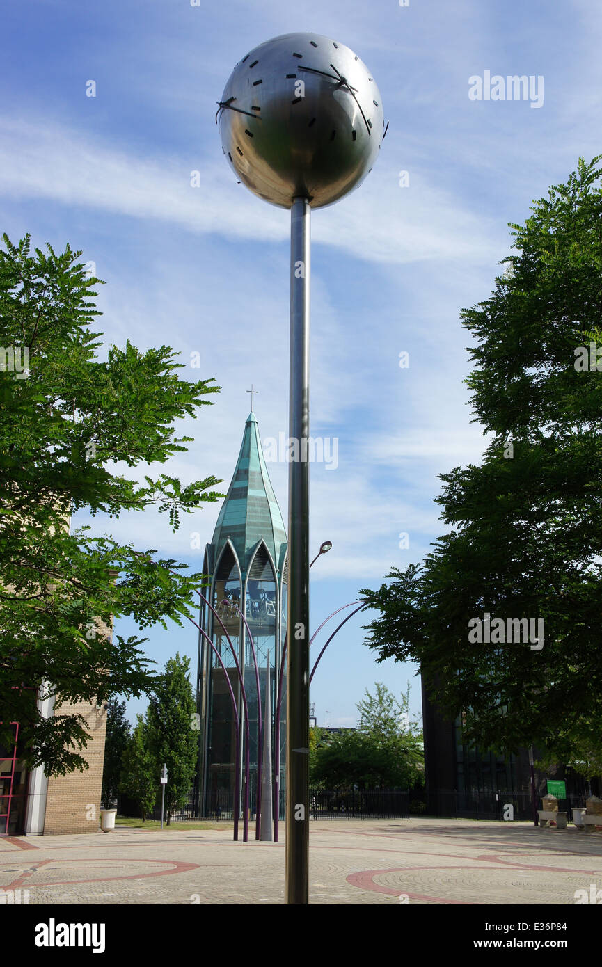 Basildon landmark round clock Stock Photo - Alamy