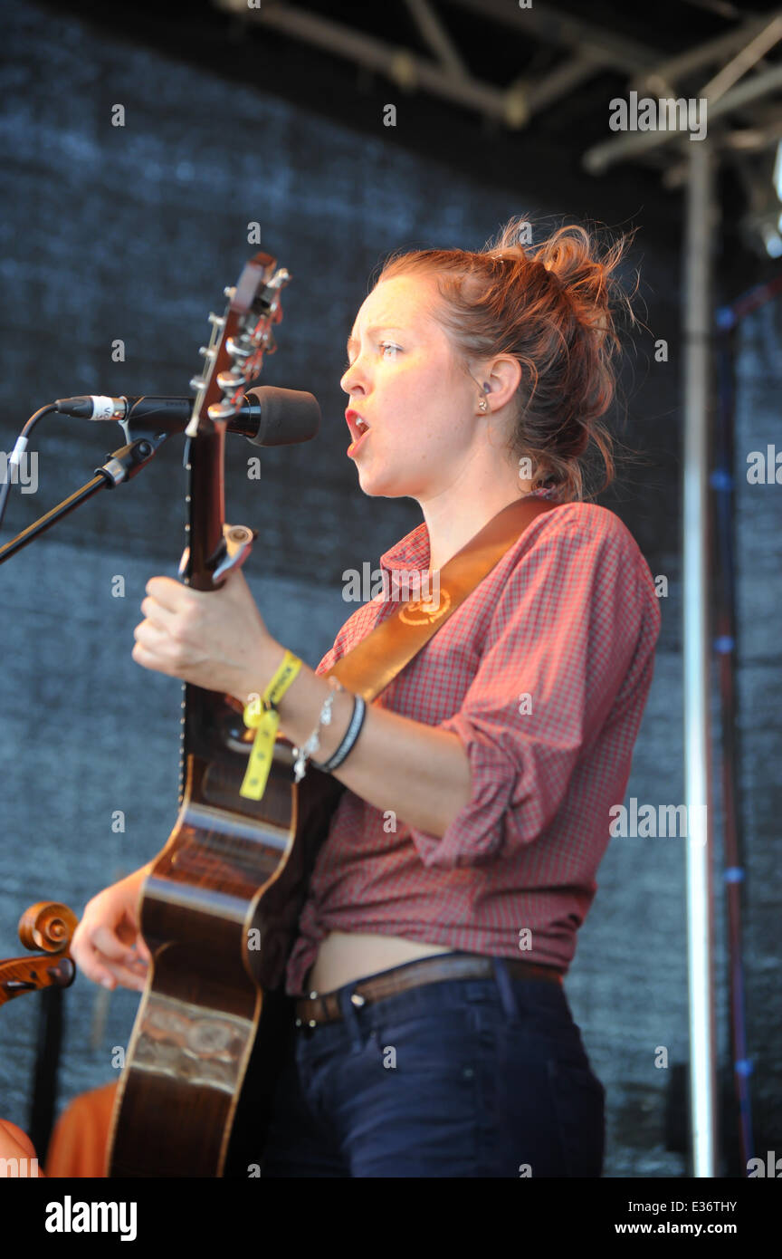 Emily barker hi-res stock photography and images - Alamy
