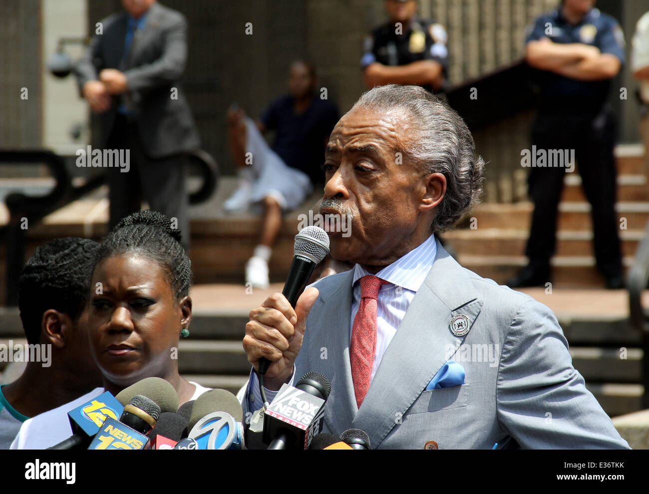 100 Cities across America held rallies for Trayvon Martin, protesting ...