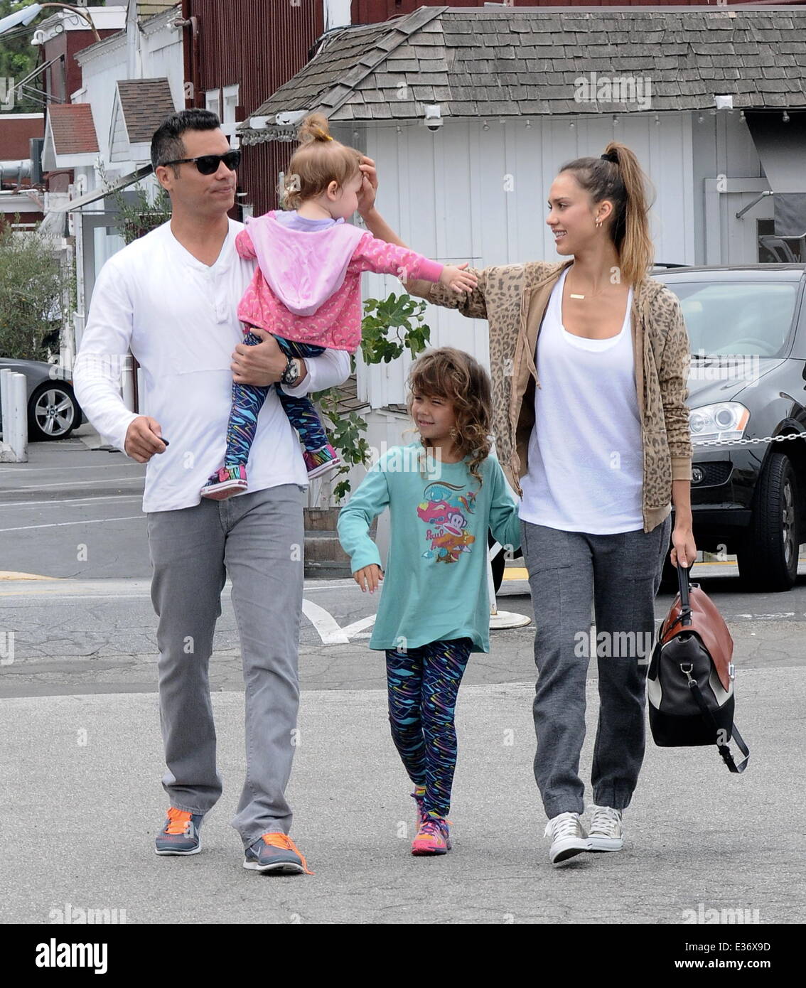 Jessica Alba And Cash Warren And Honor