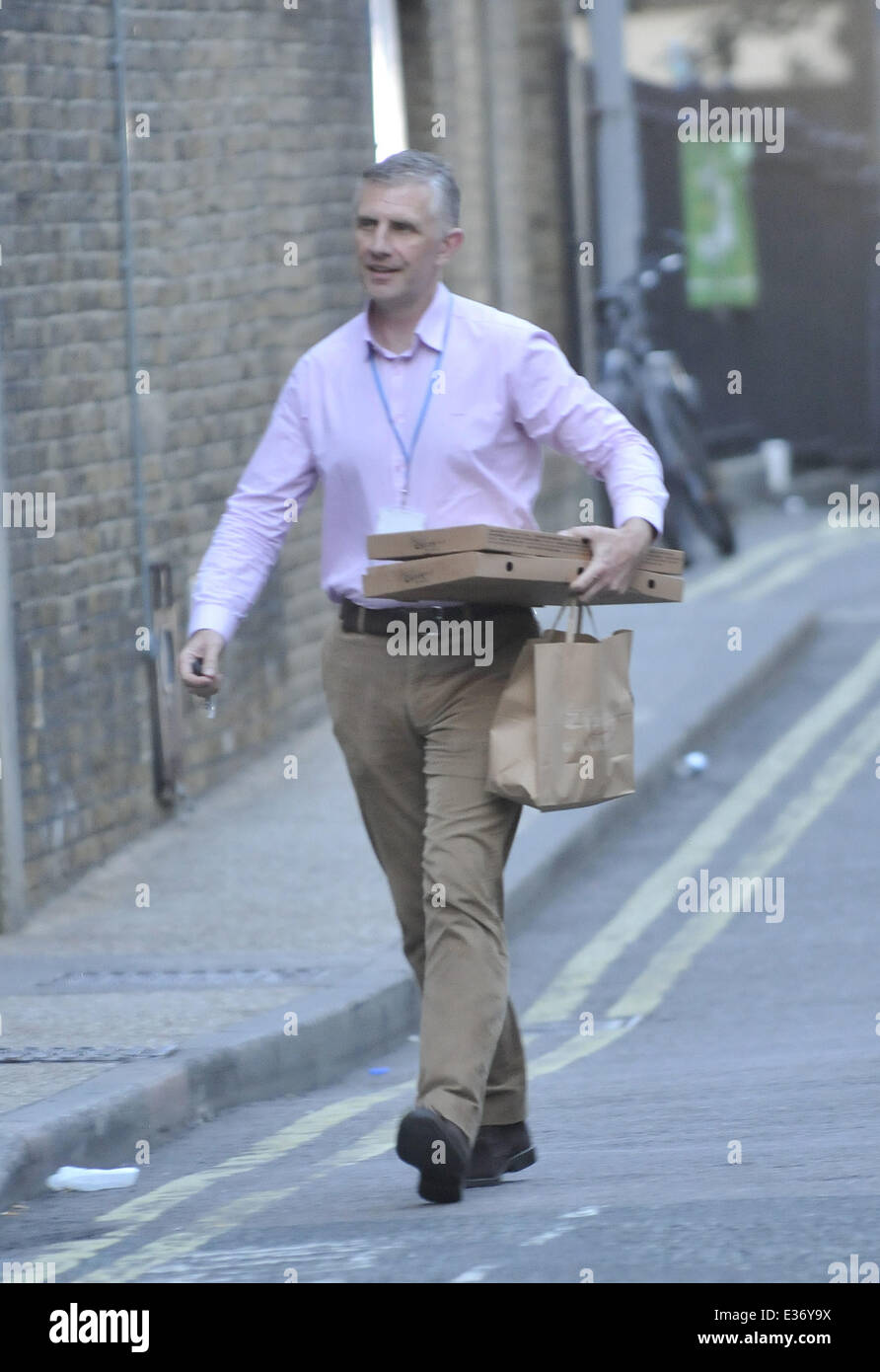A security guard for Catherine, Duchess of Cambridge makes a special ...