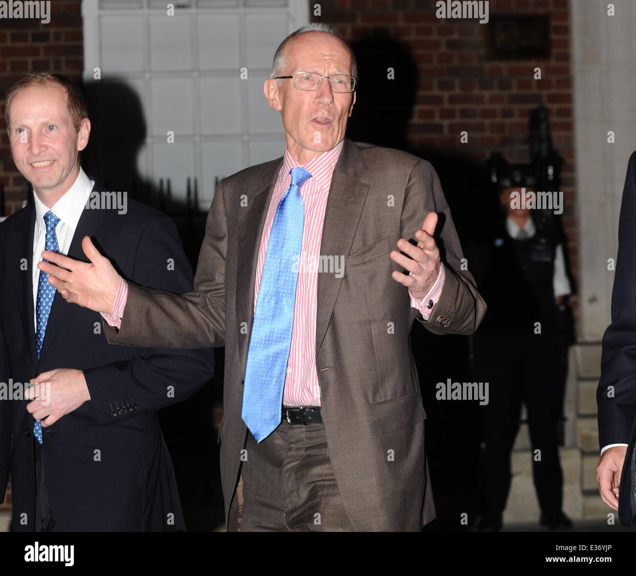 Royal gynaecologist Marcus Setchell departs the Lindo Wing of St. Mary ...
