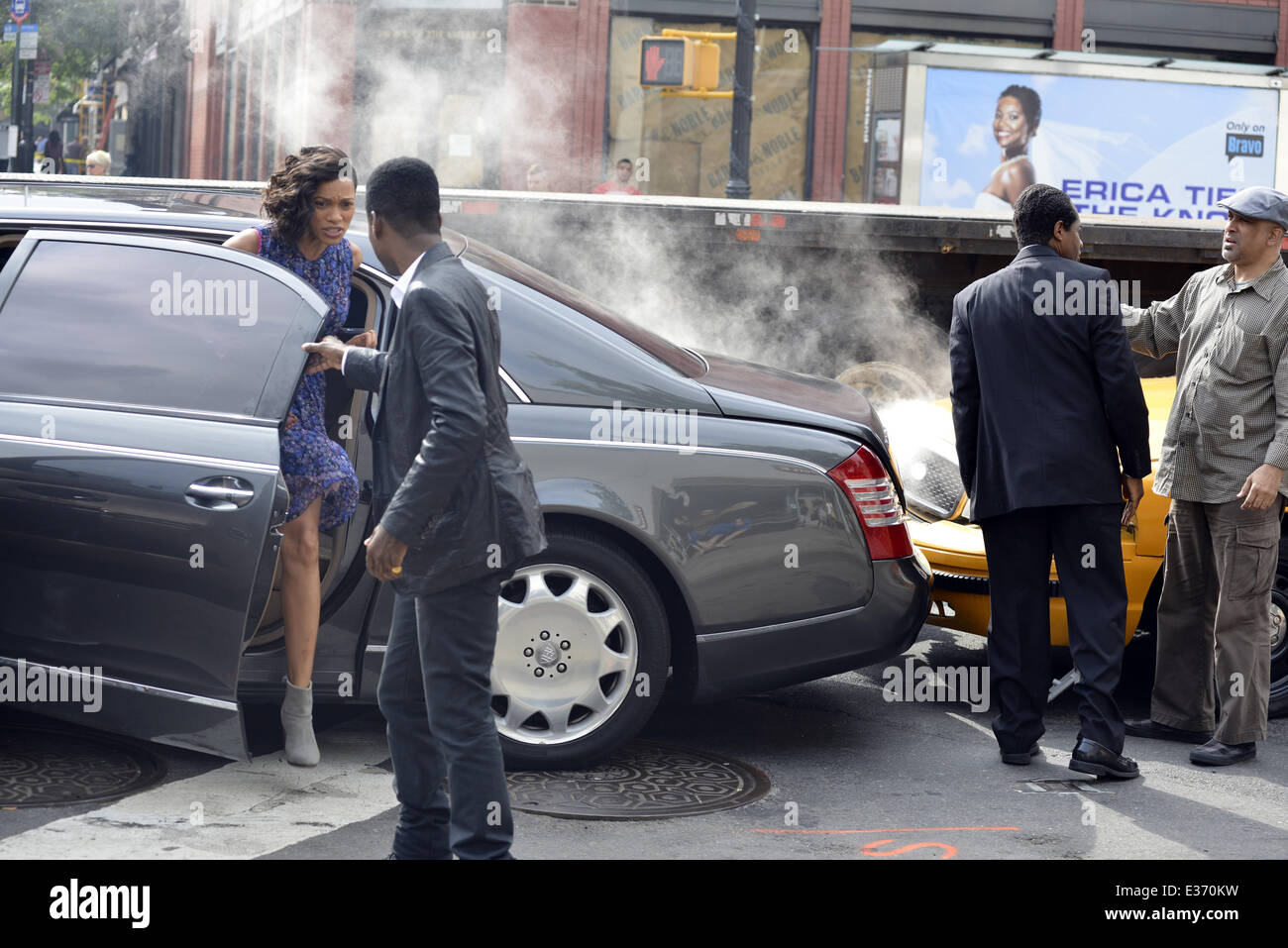Car crash movie set hi-res stock photography and images - Alamy