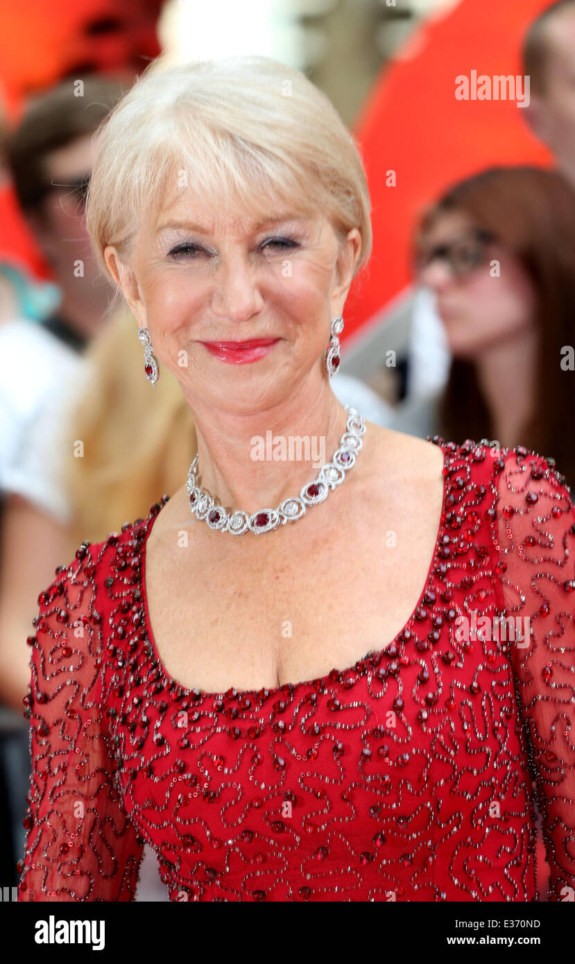 Helen Mirren Red 2 Leicester Square High Resolution Stock Photography ...