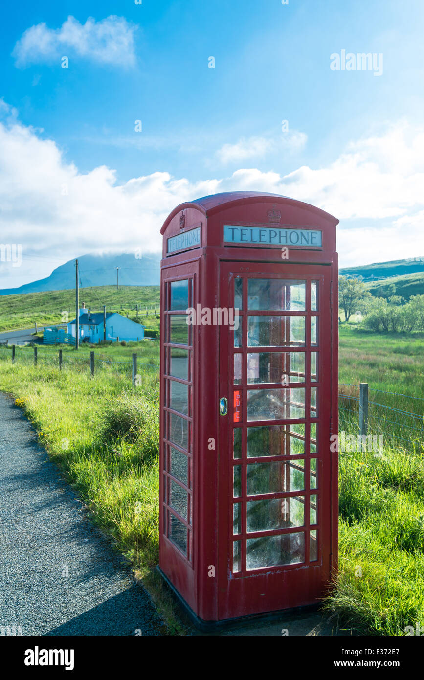 Ttraditional red telephone booth Stock Photo - Alamy
