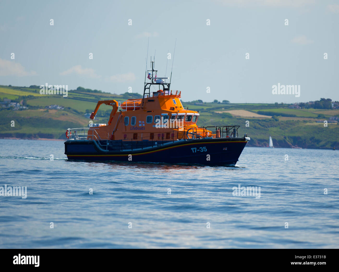 Lifeboat at sea hi-res stock photography and images - Alamy