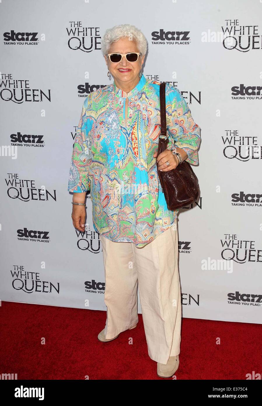 Cocktails With The Queen - The British Consulate Toasts The U.S. Launch ...