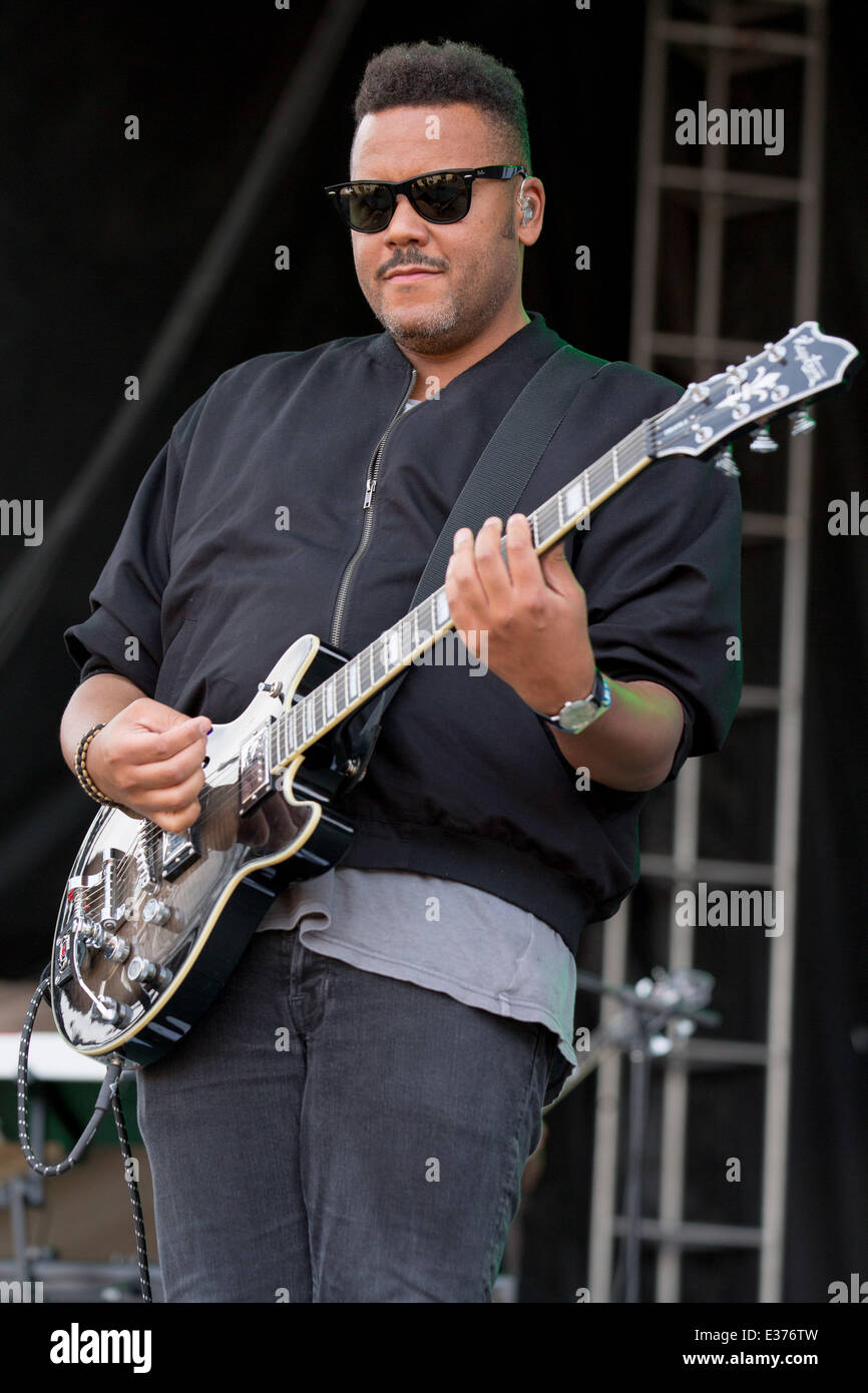 Dover, Delaware, USA. 22nd June, 2014. TOBIAS JIMSON of the band NONONO ...