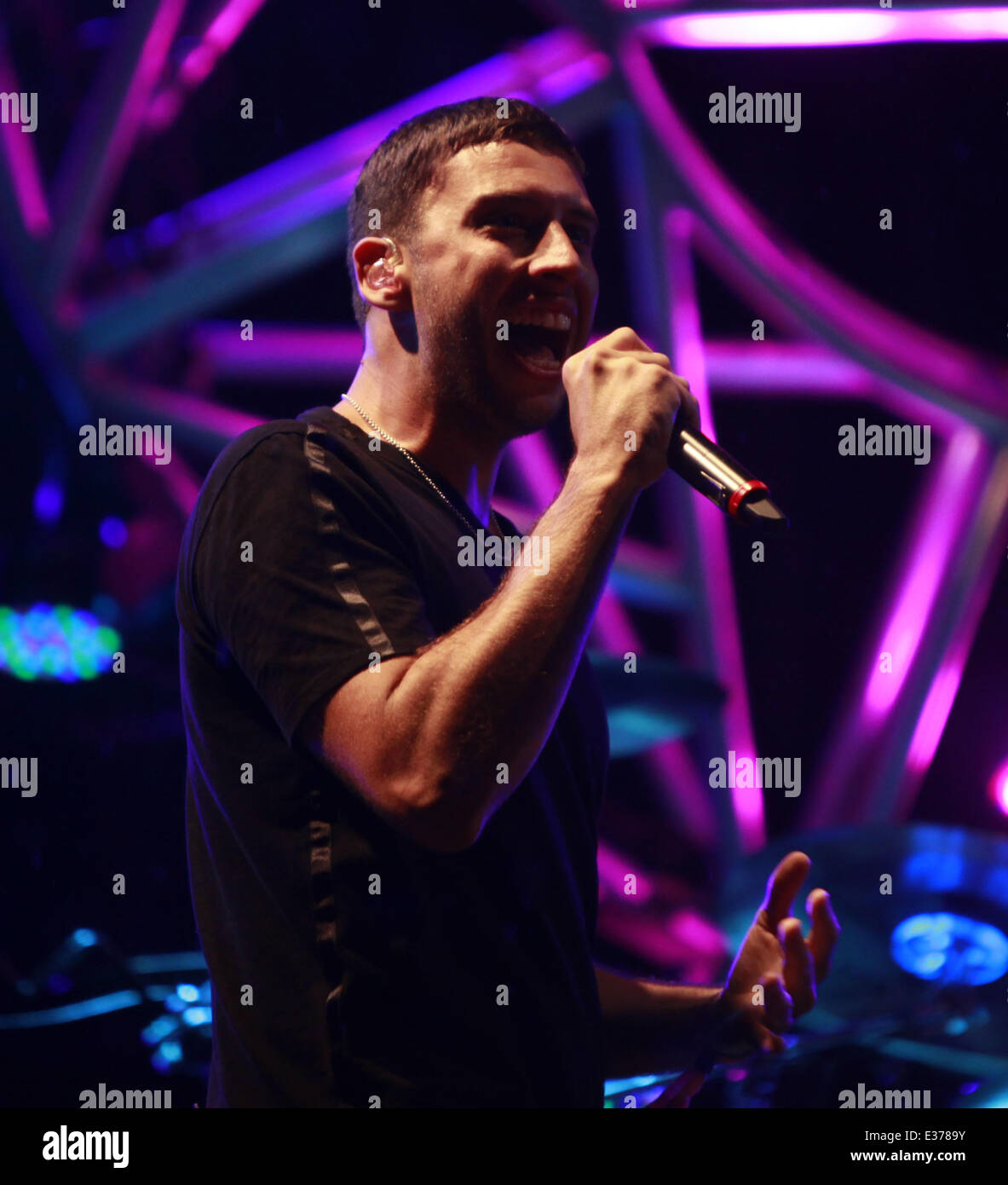 Global Gathering 2013 - Day 2 - Performances Featuring: Example,Elliot ...