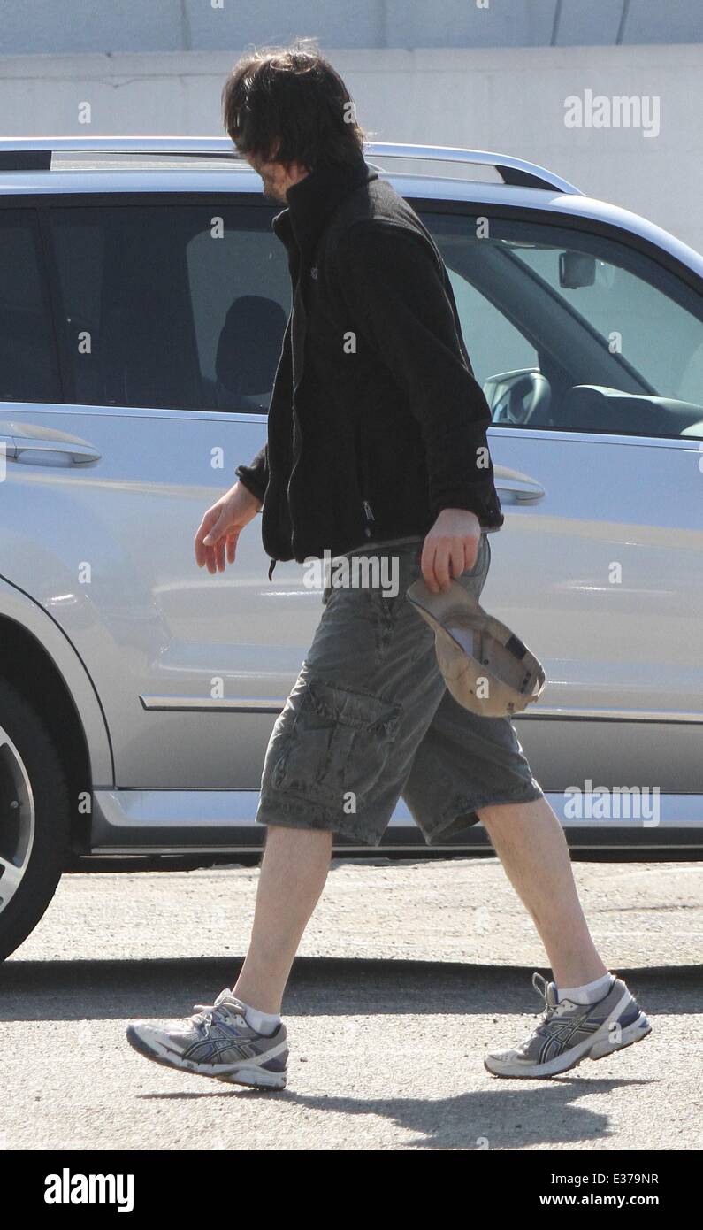 Keanu Reeves dressed casually as he goes to a gym in West Hollywood ...