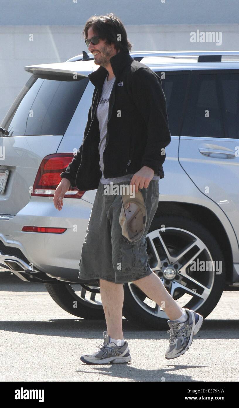 Keanu Reeves dressed casually as he goes to a gym in West Hollywood ...
