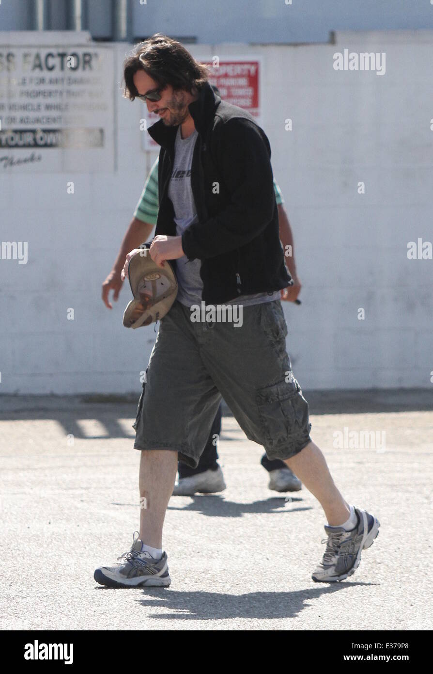 Keanu Reeves dressed casually as he goes to a gym in West Hollywood ...
