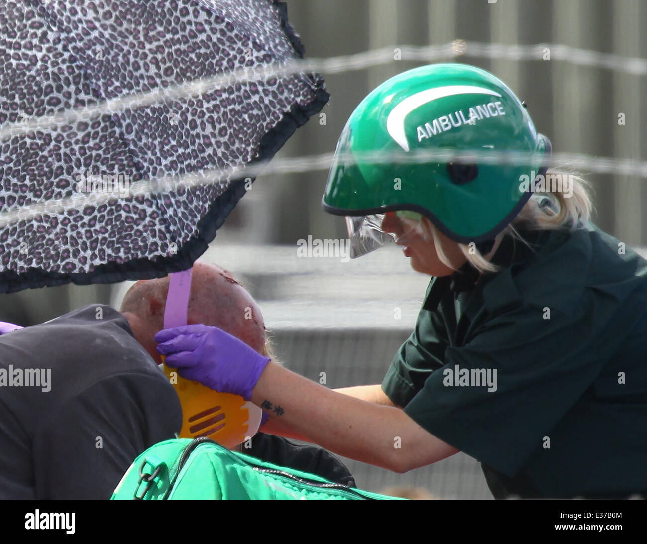 Steve McFadden (Phil Mitchell)and Daniel Coonan (Carl White) film a ...