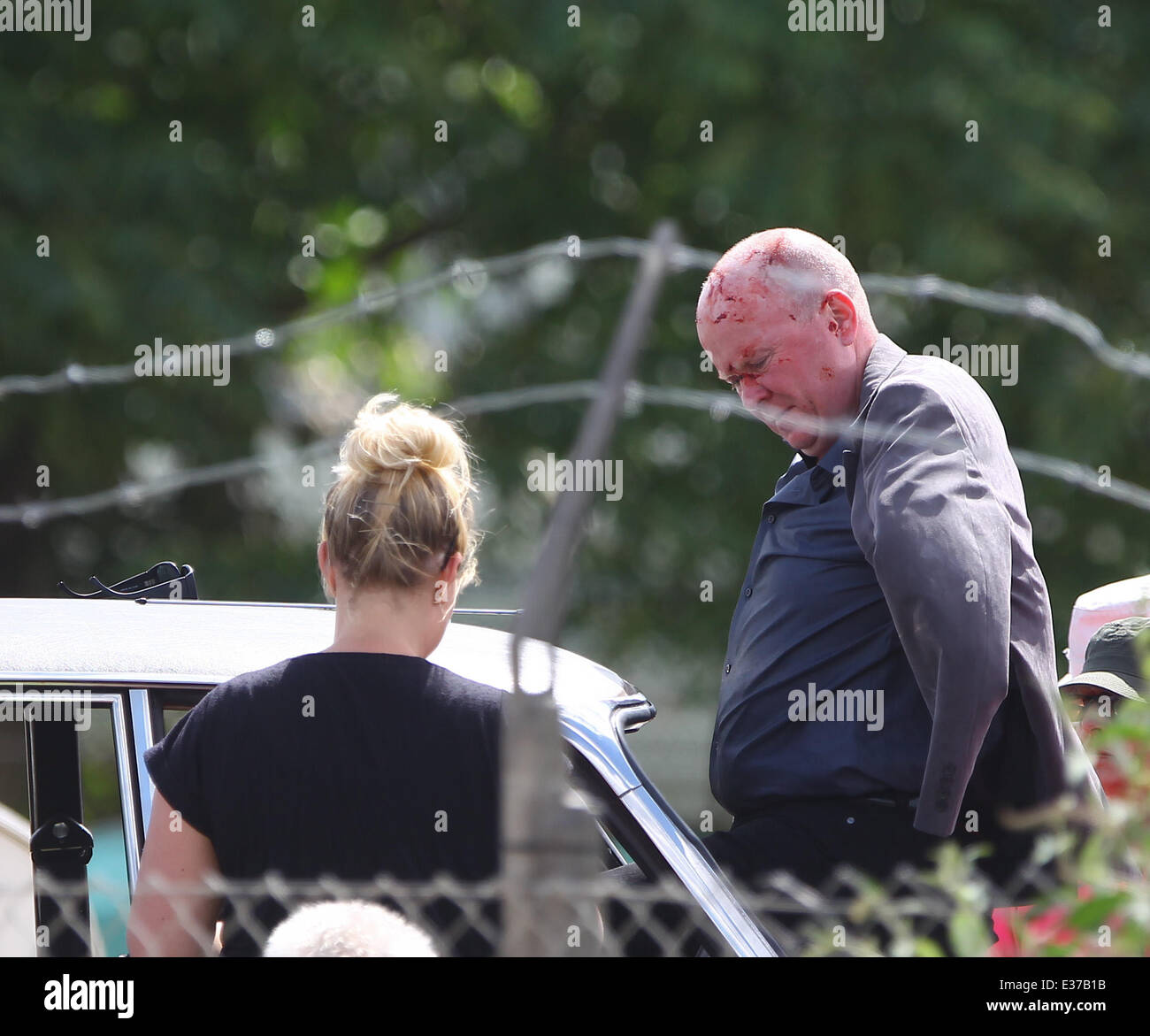 Steve McFadden (Phil Mitchell)and Daniel Coonan (Carl White) film a ...