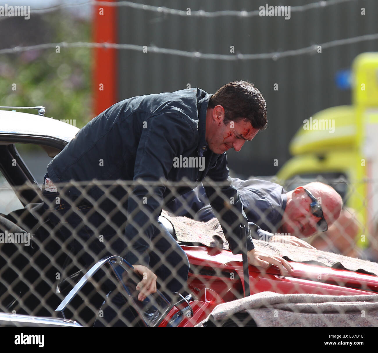 Steve McFadden (Phil Mitchell)and Daniel Coonan (Carl White) film a ...