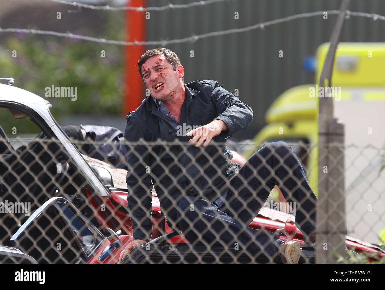 Steve McFadden (Phil Mitchell)and Daniel Coonan (Carl White) film a ...