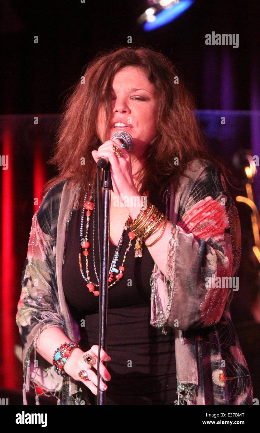 Mary bridget davies hi-res stock photography and images - Alamy