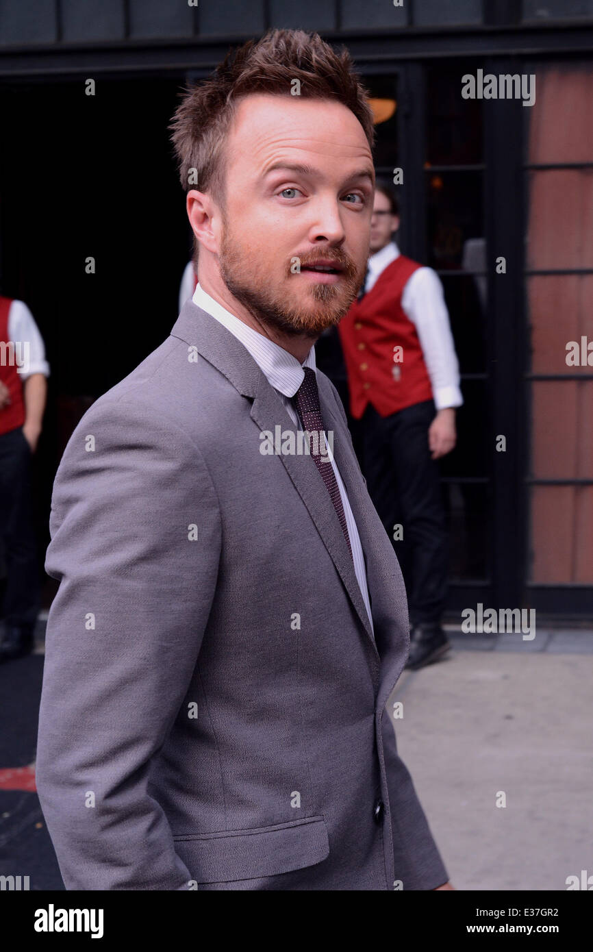 Aaron Paul outside his hotel in Manhattan Featuring: Aaron Paul Where ...