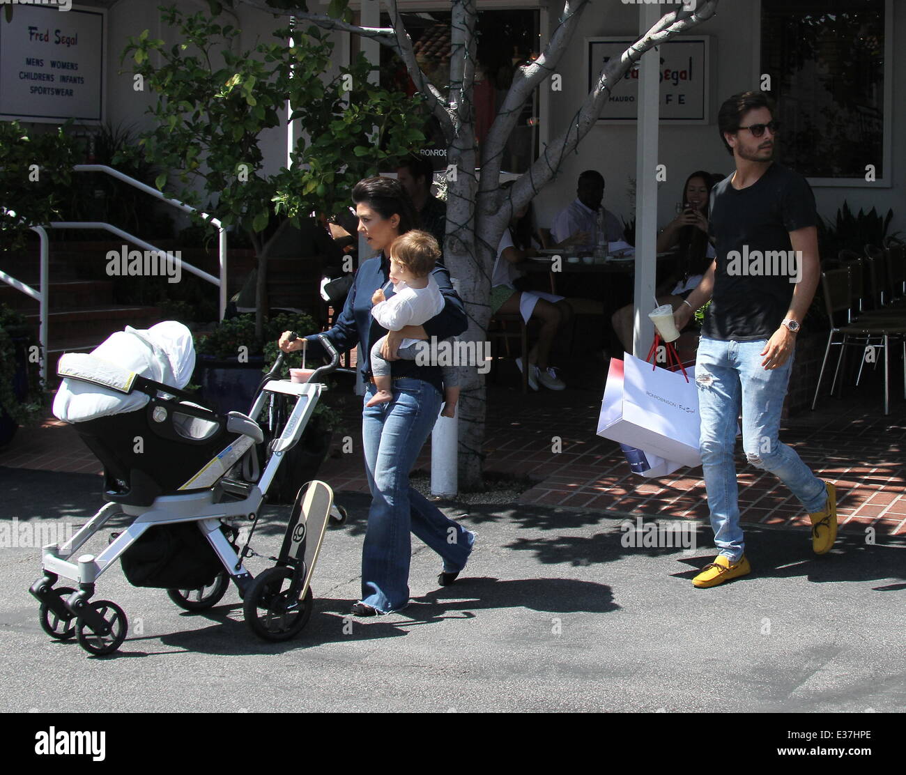 Scott Disick is seen joining Kourtney Kardashian and their daughter ...
