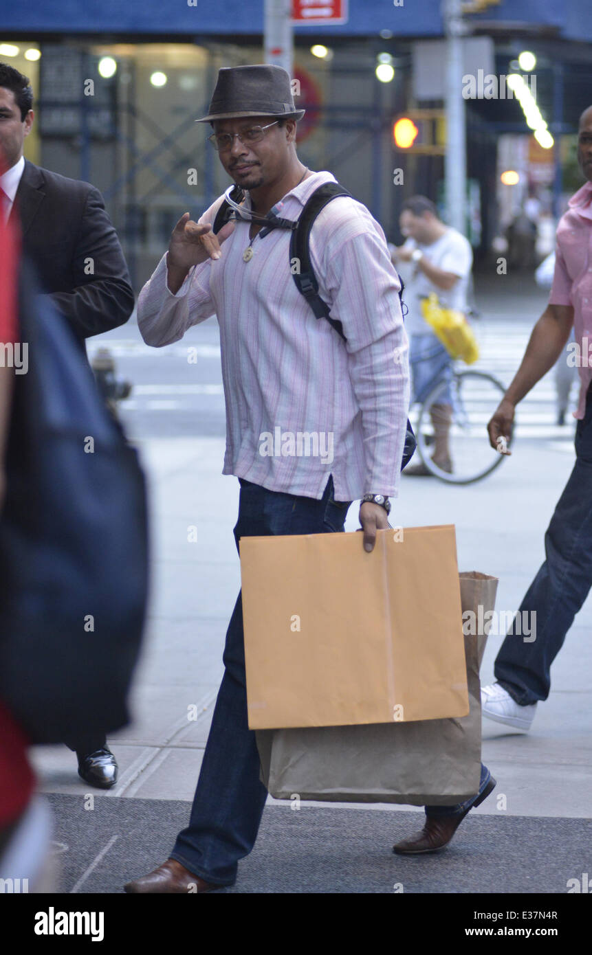Terrance Howard returning to his Manhattan hotel Featuring: Terrance ...