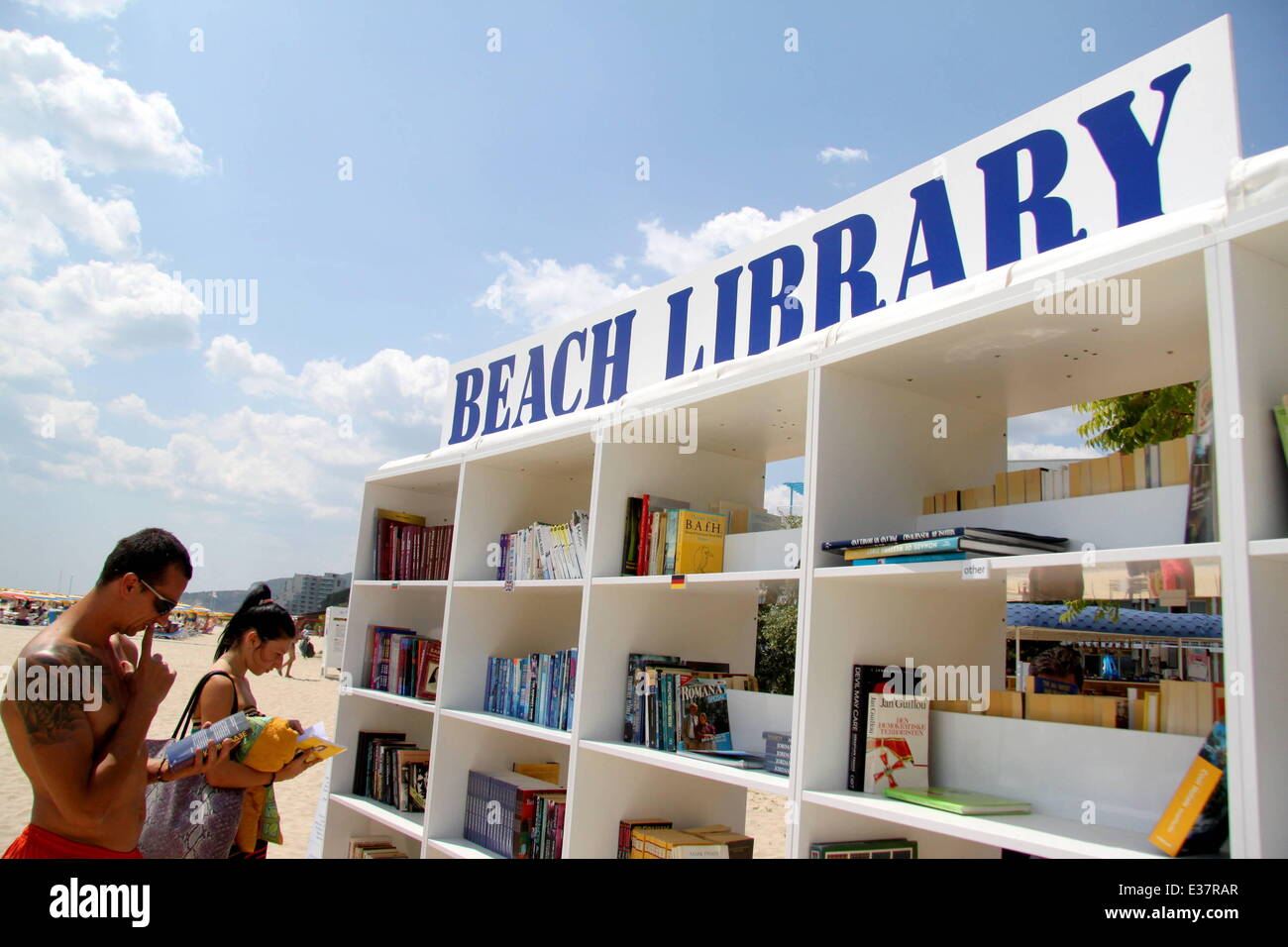 Bulgaria opens its first beach library in the Albena resort. On its ...
