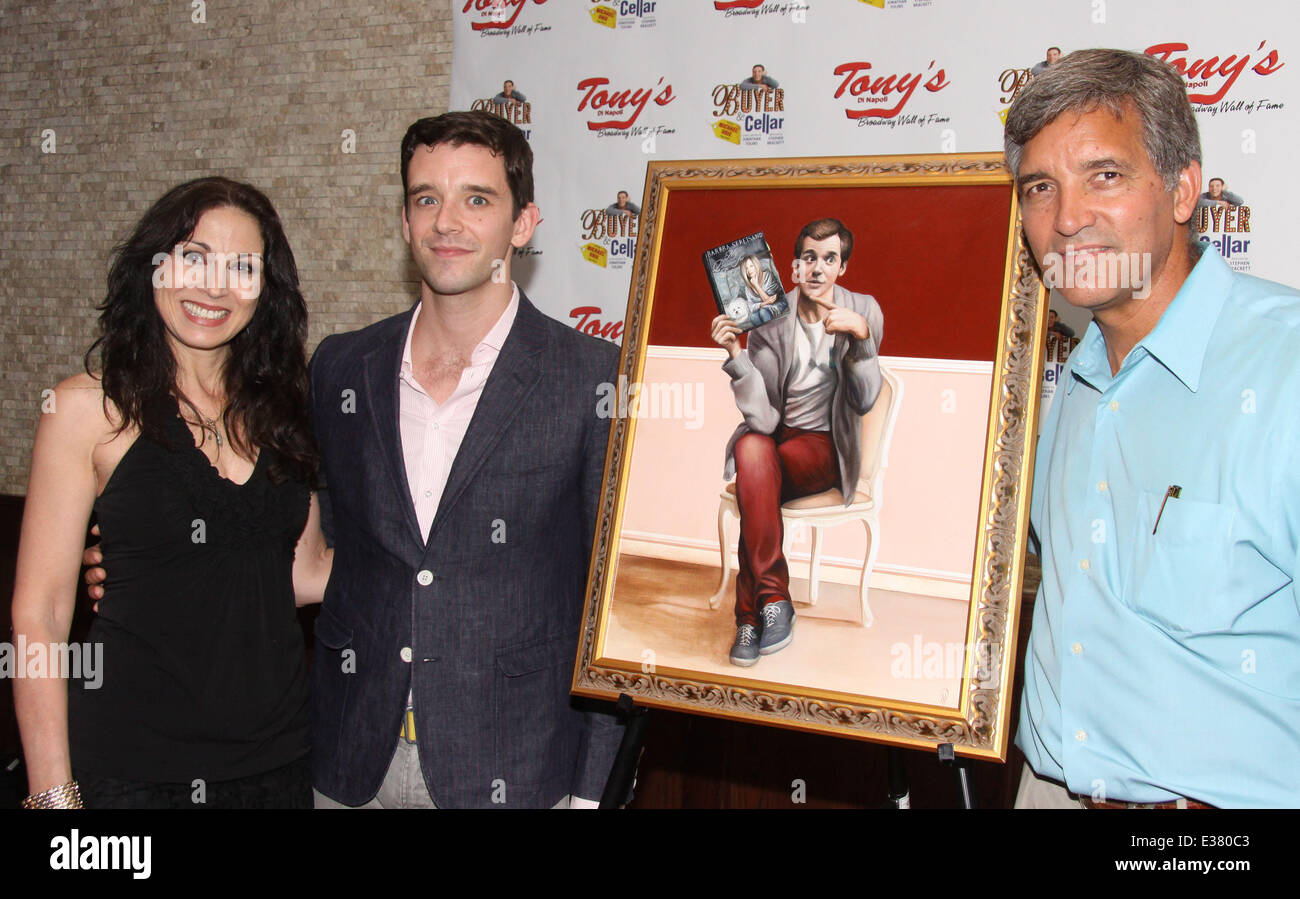 'Buyer and Cellar' star Michael Urie celebrates his birthday with a ...