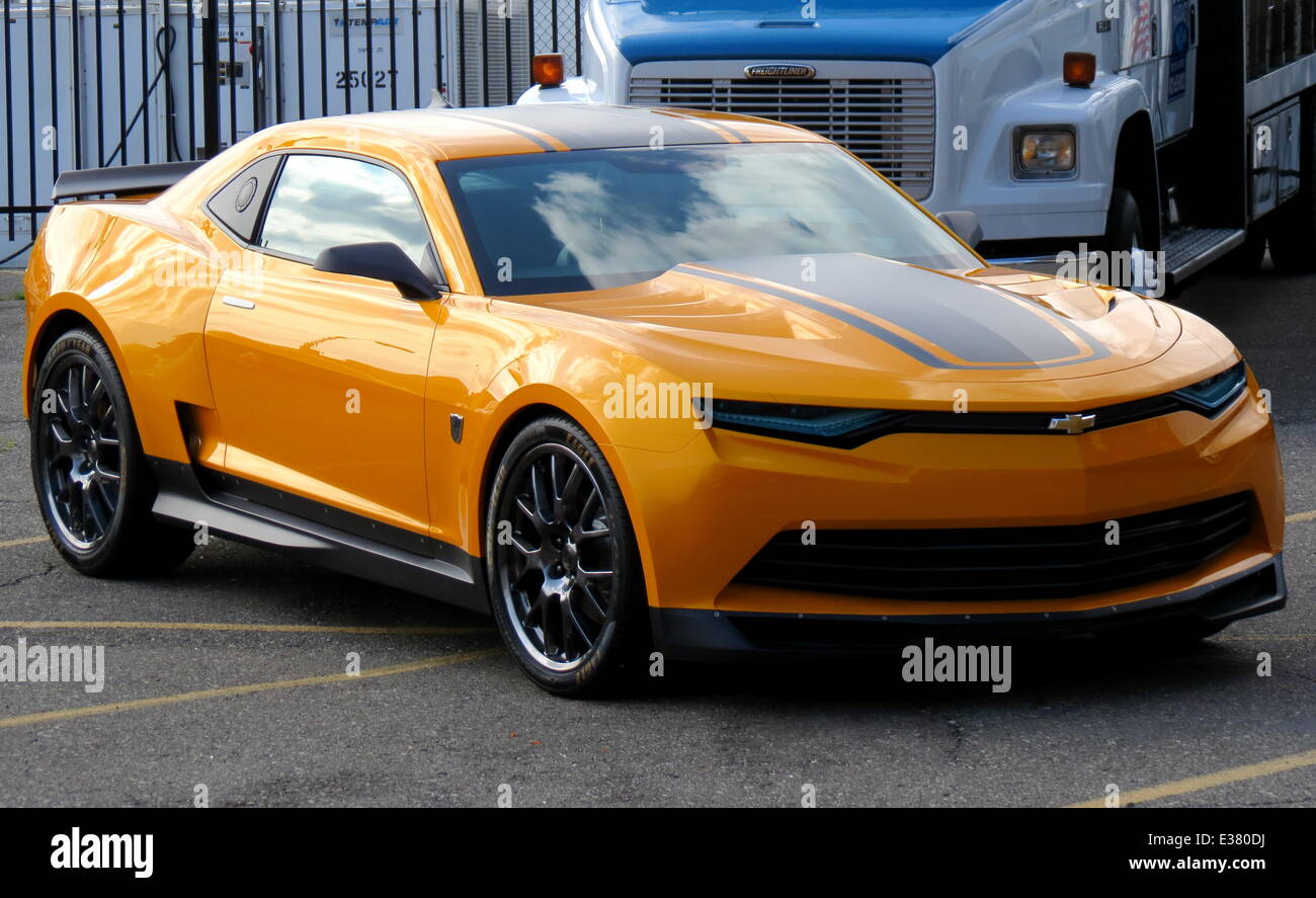 Pictures from the film set for Transformers 4 in Detroit Michigan. Mark ...