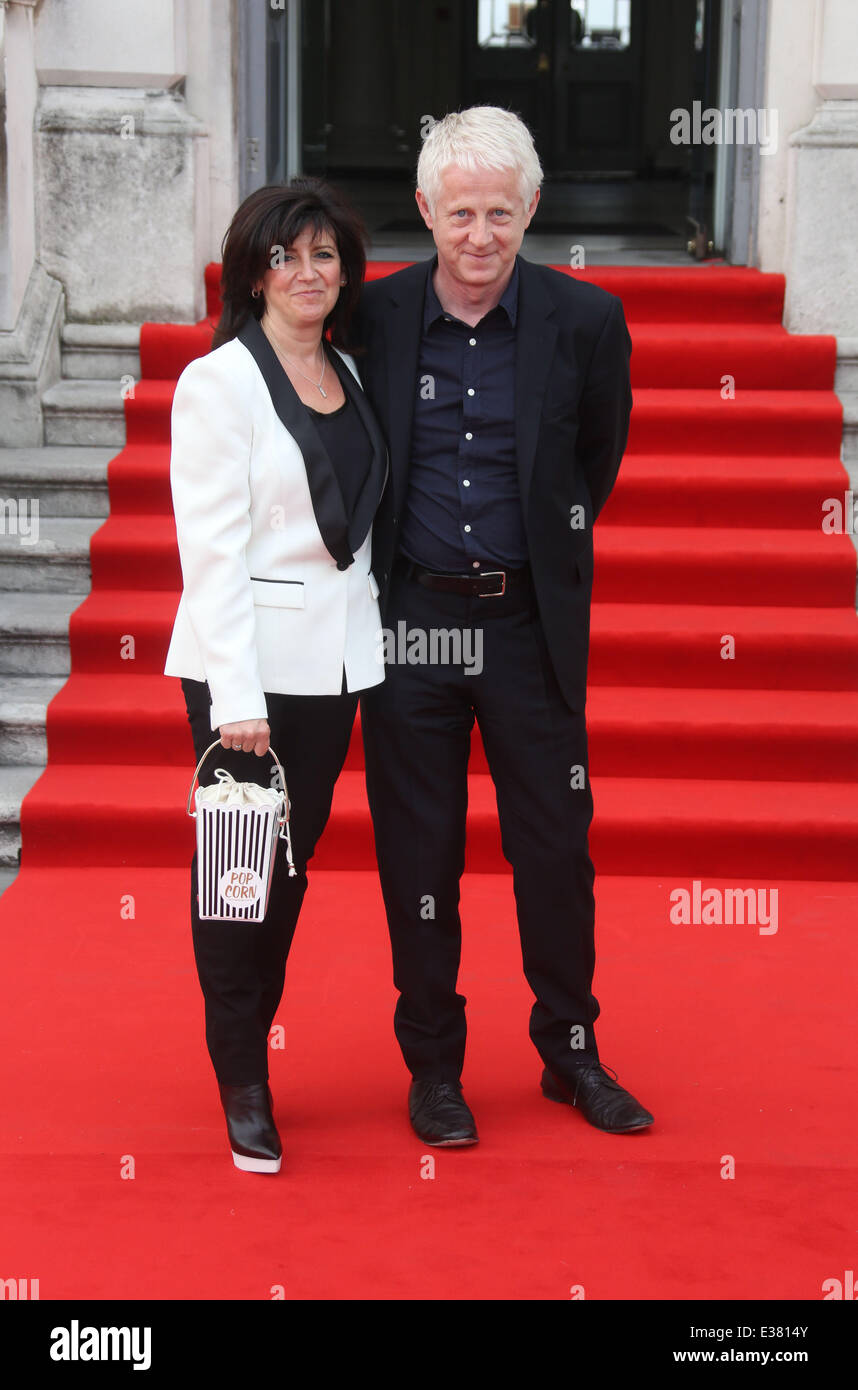 Richard curtis wife emma freud hi-res stock photography and images - Alamy